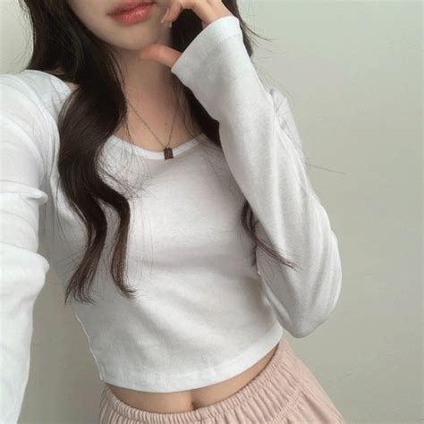 라뷰마켓 일년내내 3kg [기장선택] 부드러운 면 유넥 긴팔티 4color [기본티 이너티 무지긴팔 봄긴팔 가을긴팔 겨울긴팔 흰티 크롭티 기본면티]