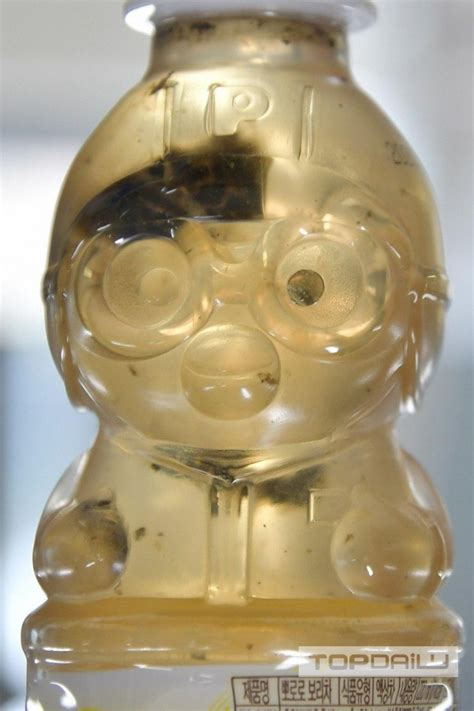 팔도 뽀로로보리차 미개봉제품서 혐오이물질 발견 수년째 클레임 반복