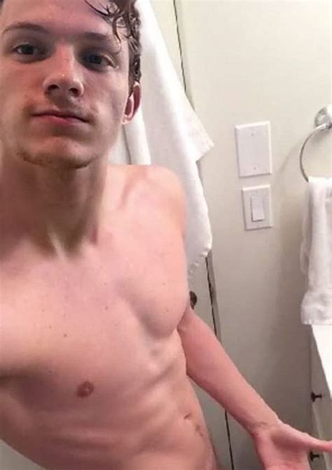 Tom Holland Fotos De Abdomen Tom Holland Imagina Hombres Famosos