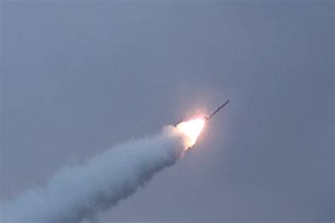 記者 梅花新聞網 於慶中綜合報導 時隔3天 北韓再度向黃海海域發射多枚巡弋飛彈 ｜ 梅花新聞網