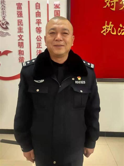 你好警察节嘉峪关公安的110张笑脸 祝福首个中国人民警察节 搜狐大视野 搜狐新闻