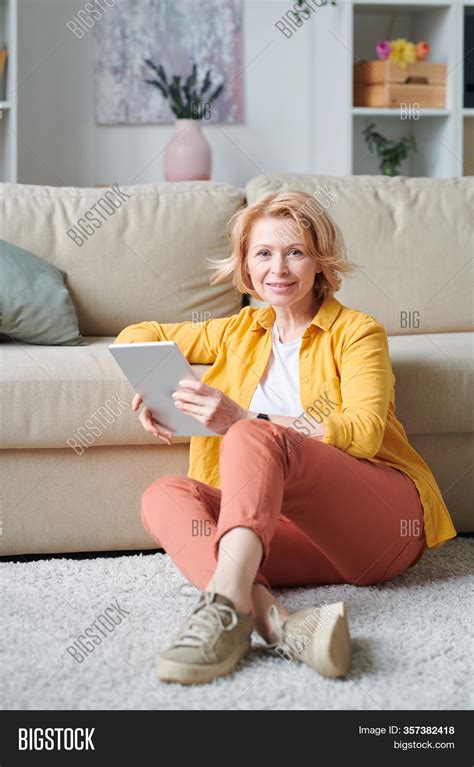 Pretty Mature Woman Image Photo Free Trial Bigstock