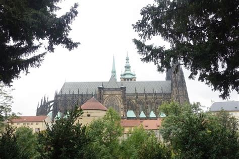 동유럽 신혼여행 프라하 2일차 뉴월드길 레뜨나 공원 스트라호프 수도원 대통령궁 네이버 블로그