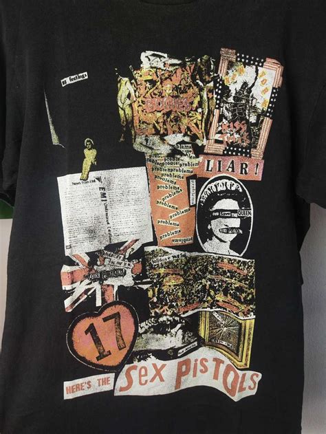 Rock Band × Uniqlo × Vintage Sex Pistols Gem