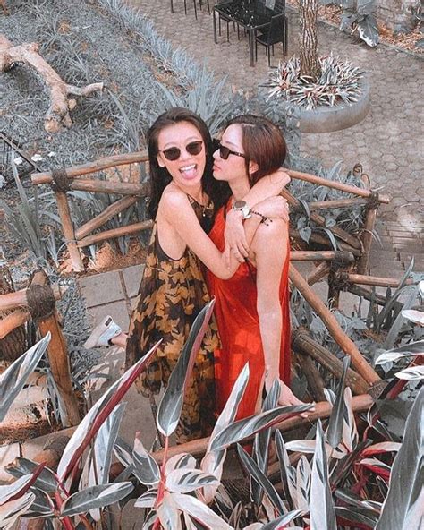 Photos Of Chika Kinsky Former Adipati Dolken S Girlfriend Who