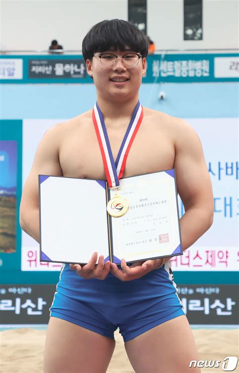 고등부 개인전 역사급 우승한 설준석 뉴스1