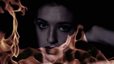 ترسناک ترین داستان دختر دانشجو درباره دیدن جن Youtube