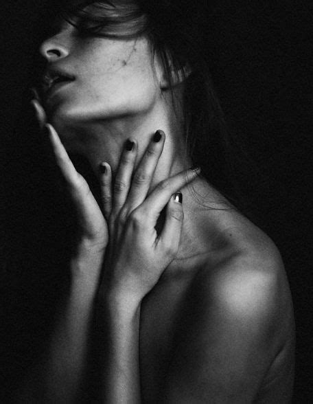 Pin By Rossana Rubino Artist On Photo Black And White ♡ She Portrait