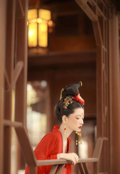 长恨歌红衣人像古装摄影 古装摄影 中国古风图片大全 古风家