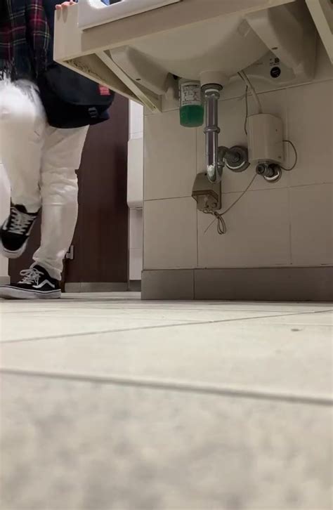 Pee Desperate In Toilet Waiting1 ThisVid Com Pee Desperate In Toilet Waiting1 ThisVid Com