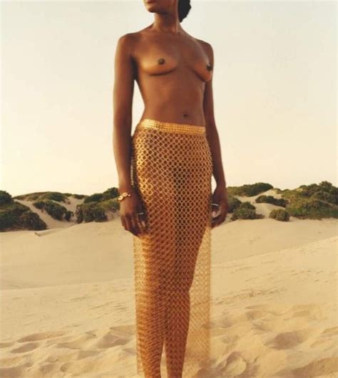 Naomi Campbell Topless Photos Team Celeb