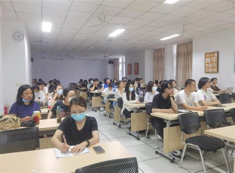 【主题教育】福建师范大学赖正维教授做客我院琴南讲坛 福州大学外国语学院
