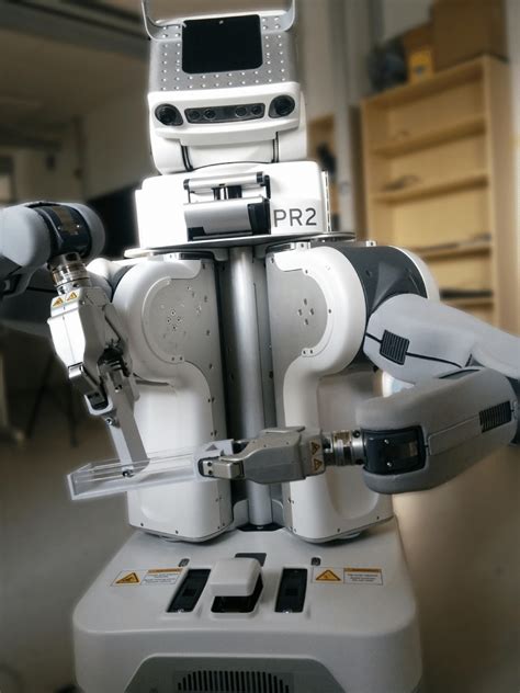 Pr2 Robot Manipulating A 2 Dof Articulated Object Download Scientific Diagram