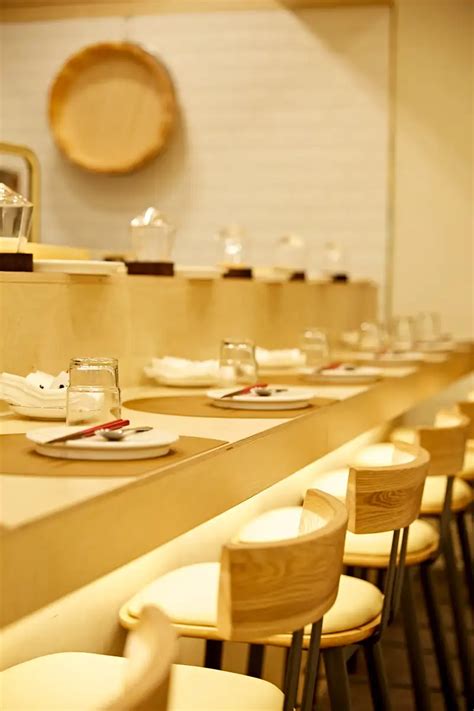 화이트and우드 모던 컨셉 11평 일식 초밥집 인테리어 광진구 자양동