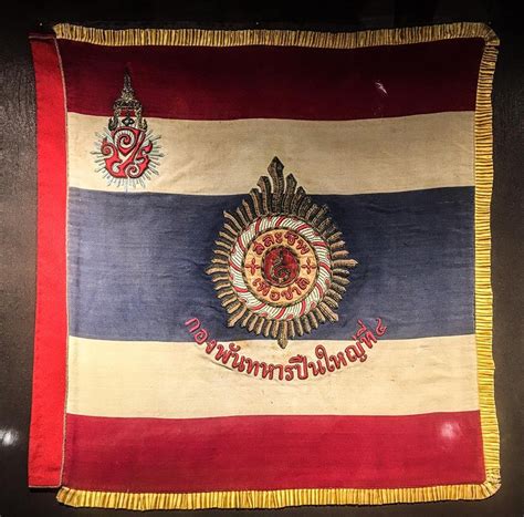 ธงชัยเฉลิมพล ตัวแทนแห่งจอมทัพไทย เจ้าฟ้าชายหลวงไกรสร แก้วสิงอัครเสนีย์ ณ พะเยา หม่อมแสง ปิ่นแก้ว