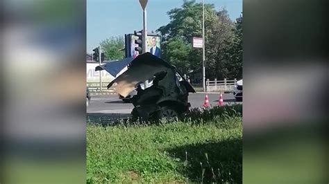 Страшна сообраќајка кај Влајко на Партизанска повредени три лица Youtube