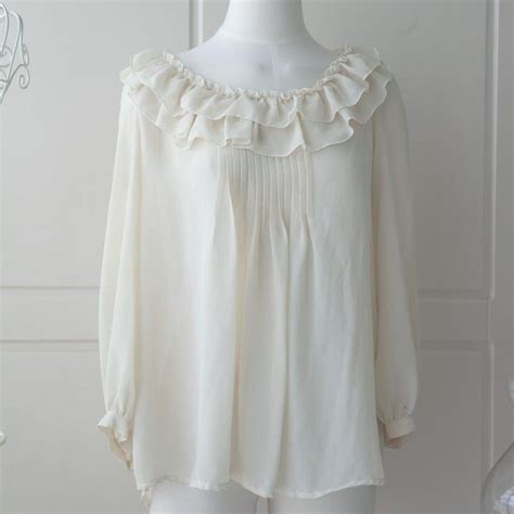 쉬폰 아이보리 프릴블라우스 헬로마켓