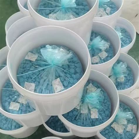 Wholesale Bucket Fizzy Salt Soak Tablets Manicure Pedicure Soaking Tablets Mint Pedi Spa Tablets