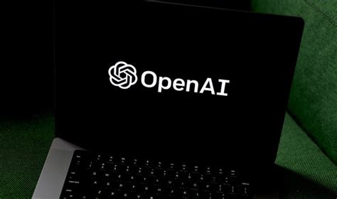 Microsoft инвестира 10 милиарда долара в създателя на Chatgpt Openai