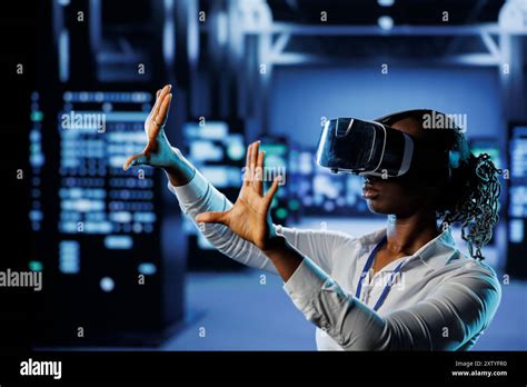 Tech Support In Data Center Uses Virtual Reality To Prevent System Overload Bipoc Vr Technology