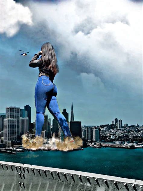 Giant Girl Growth And Attack City By Obaoba22 On Deviantart