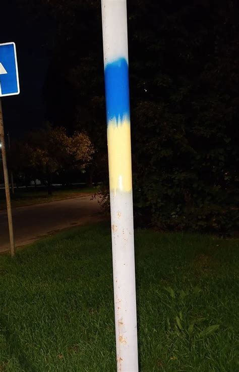 В окупованому Херсоні активісти руху «Жовта Стрічка прикрасили місто українськими символами ФОТО