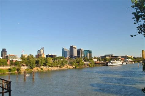 Download Free Sacramento Riverfront Wallpaper