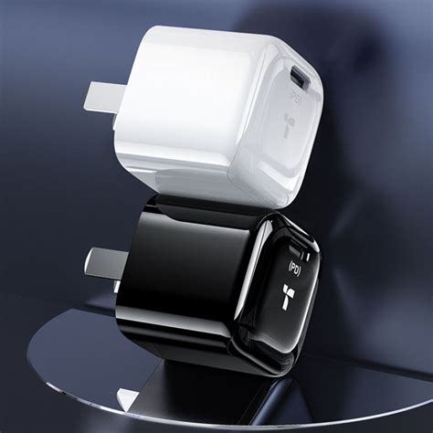 Portable Usb C Pd Wall Charger With Fast Charging Chip For Phone Ta Gizmodern