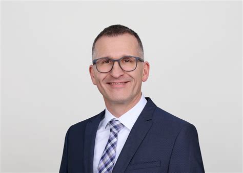 Executive Group Management Huber Suhner