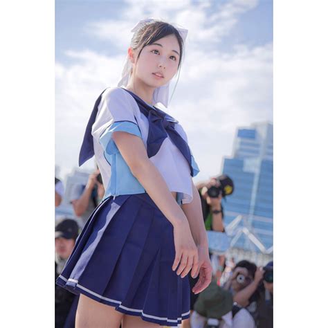 くりえみ、天使のような制服コスショットを公開！「初めてのコミケで撮られた写真」 Wwsチャンネル