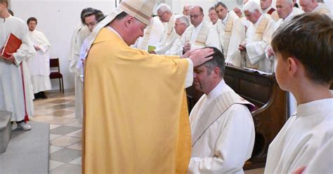 Kirchenmusiker Ewald Nathanael Donhoffer Im Stift Schlägl Zum Priester