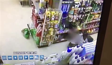 Ebony Woman Defecated In Store Cctv Censored Version