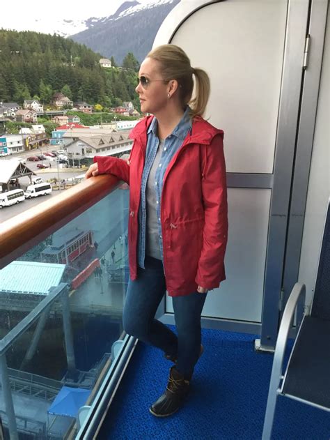 Essential Packing List For A Female Alaska Cruise What To Bring For A