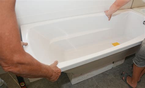 How To Remove A Bathtub From A Small Bathroom