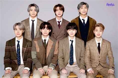 防彈少年團作為歌手回歸最單純的舞台串燒自己的歌曲 BTS ROOM LIVE 獻唱溫暖粉絲的心 KSD 韓星網 KPOP