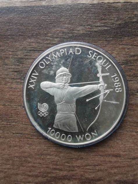 JuŽna Koreja Srebrnik 10000 Won 1987 Oi Seoul 1988