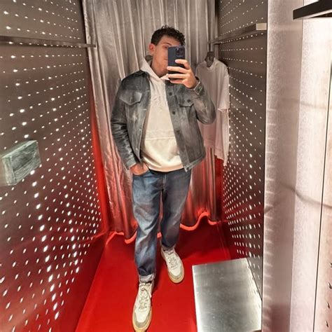 Ivan Romano Ivanromano • Threads Say More