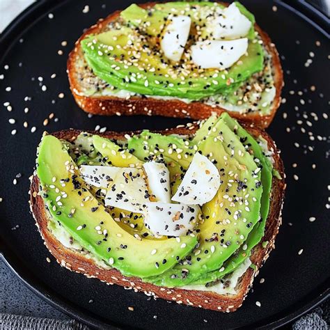 Irresistible Everything Bagel Avocado Toast Recipe
