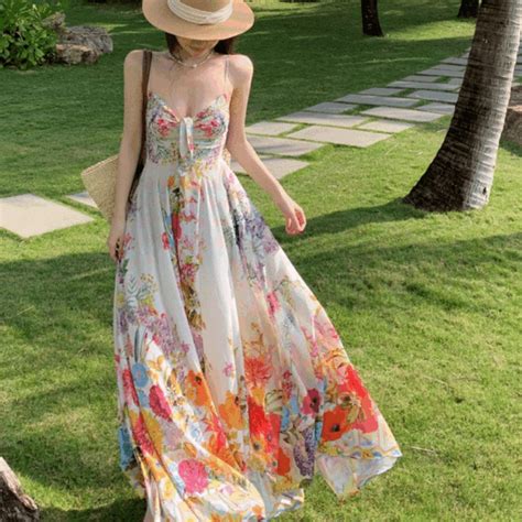여름원피스휴양지원피스 수채화 플로럴 가든 뷔스티에 끈나시 쉬폰 플레어 롱원피스 플라워 민소매 나시롱원피스 맥시롱원피스 꽃무늬원피스 20대 30대 바캉스룩 비치룩 휴양지