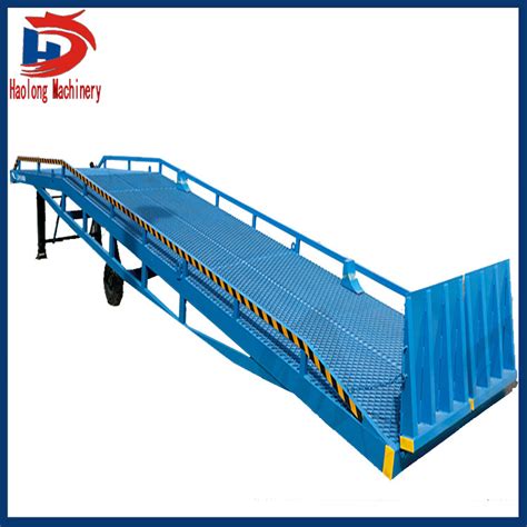 Hydraulic Warehouse Mobile Container Forklift Load Yard Ramp Dock Leveler Mobile Dock Ramp And