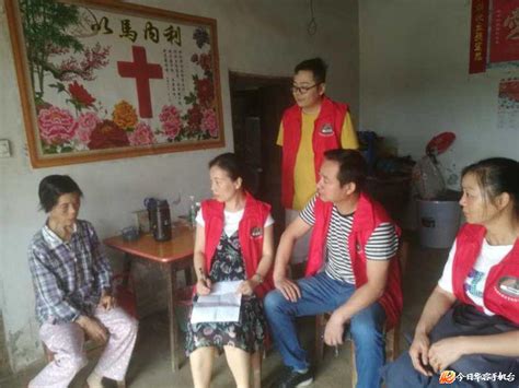 三封寺镇卫生与计划生育所镇计生协会志愿者把关爱送给了这49人