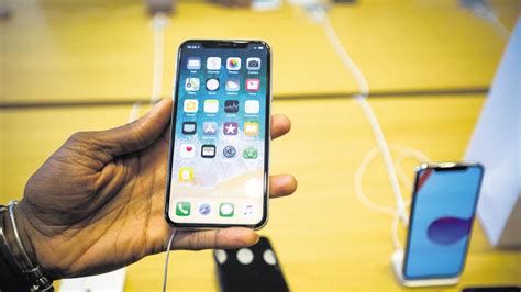 Why Is OnePlus Getting An IPhone X Like Notch Display Pete Lau Explains Tech News