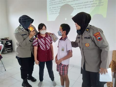 Sex Edu And Anti Bullying Diberikan Ke Pelajar Sd Cahaya Nur Berita Terkini Jawa Tengah Dan Diy