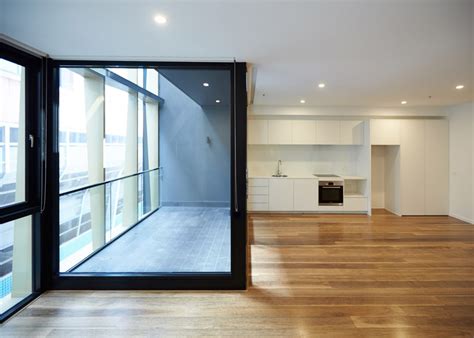 Droo Projectss Apartments In Melbourne With Golden Facades