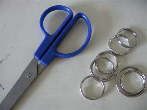 How To Make Belts And Bracelets Out Of Soda Pop Tabs Pop Tab Bracelet Pop Tabs Pop Tab Crafts