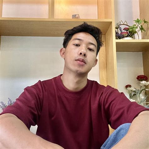 မြန်မာကြောင်များနှင့်ဖိနပ်သည်ကေတီပယ်ရီ Spotify Update News ပေါင်းချုပ်။ Monthly Listeners 65