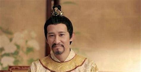 唐朝一丑太监逆袭成宰相，皇帝要称其“尚父”，唐明皇要看他脸色唐玄宗李辅太子
