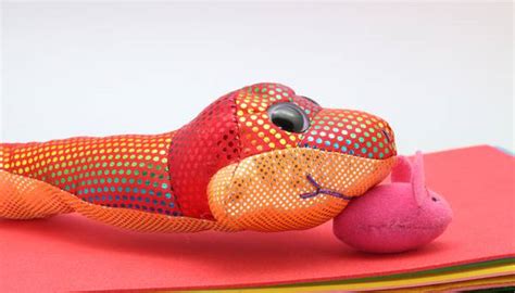 Мягкая игрушка Змея с мышью