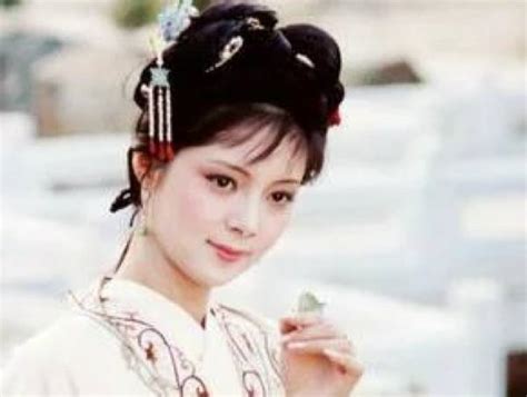 薛宝钗人物形象分析360问答