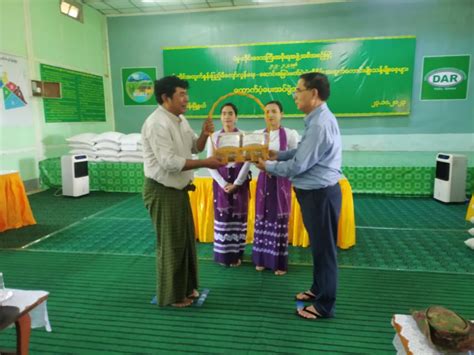 ပဲခူးတိုင်းဒေသကြီးဝန်ကြီးချုပ် ဦးမျိုးဆွေဝင်း လက်ပံတန်းမြို့နယ် ဆောင်းသီးနှံအထွက်နှုန်းကောင်း မ